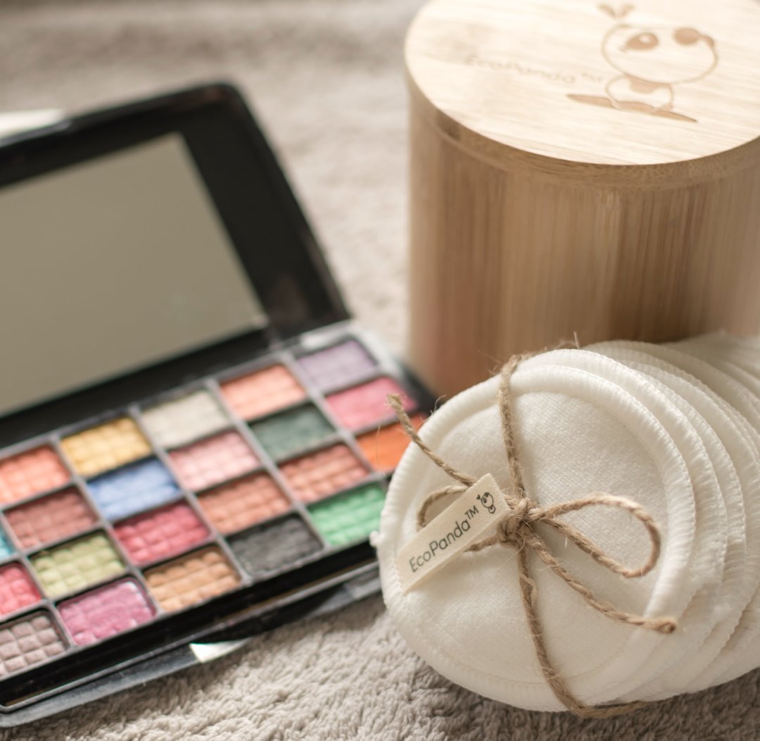 11 Top Green Cosmetics For Sustainable Travellers