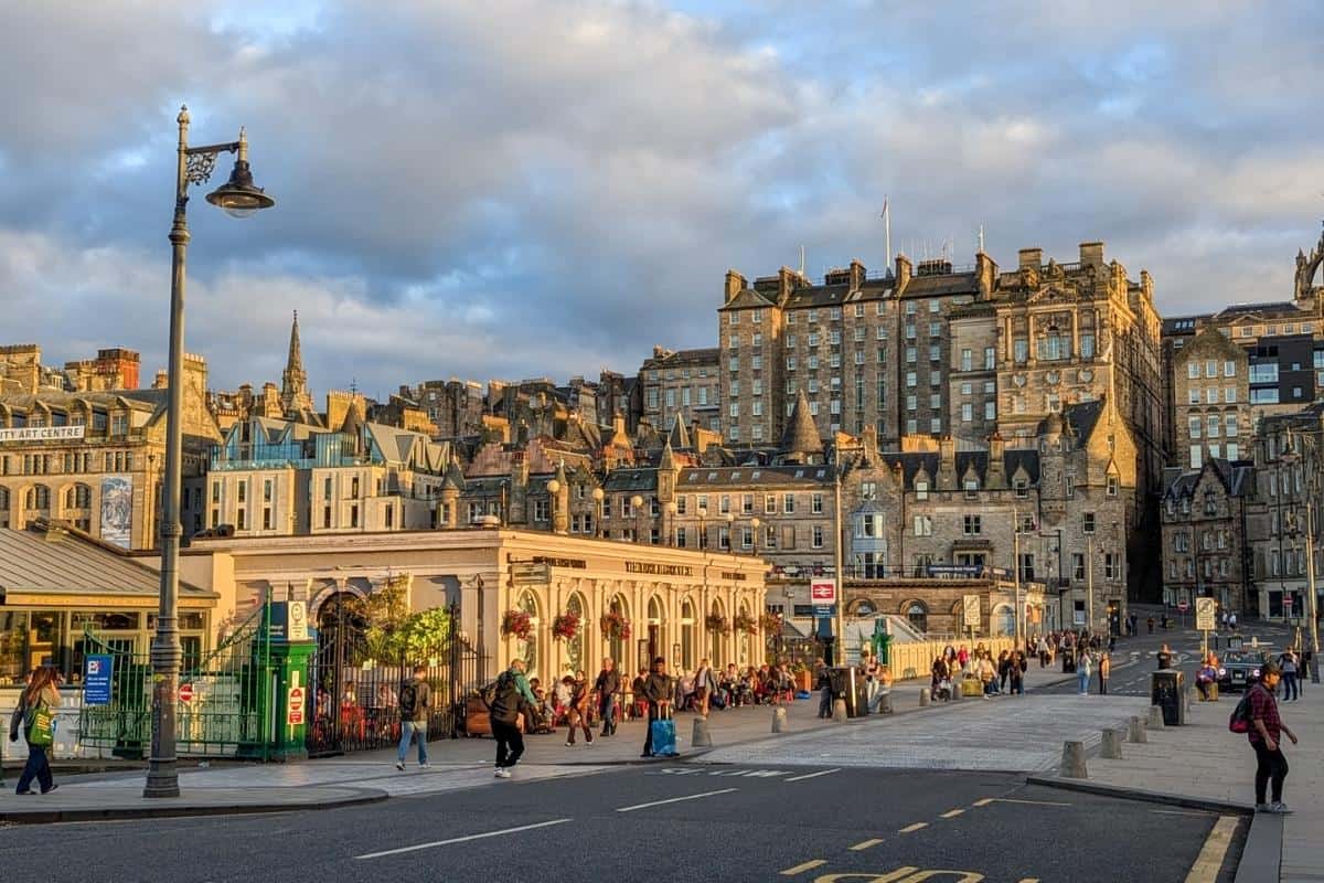 Where To Stay In Edinburgh: The Best Areas FOR 2026